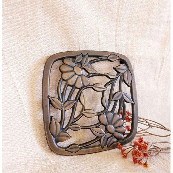 Other | Vintage Brass Daisy Trivet | Poshmark